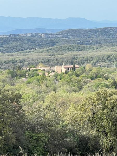 Maison Casamande - Calme Et Sérénité Dans Un Domaine D'amandiers - Uzès