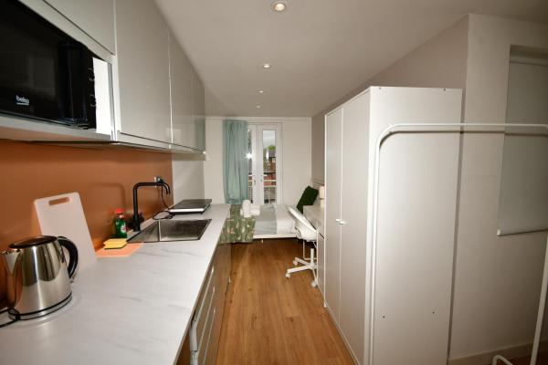 Comfortable Kingstone Studio 3 - Epsom