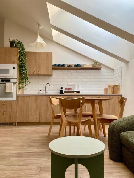 Loft Apartment V Cetre Mesta S Parkovacím Miestom - Rajecké Teplice