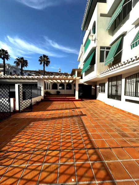 San Juan Reformado Piscina - Almuñécar