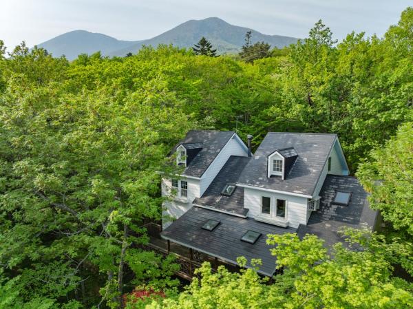 那須キャッスルロッジ,4000平米の広大な森を独り占め Bbq カラオケ サウナ - 那須町