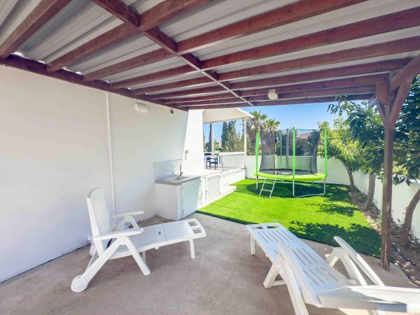 Iria Family Villas - Kid Friendly, Walk To The Beach - Ayia Napa