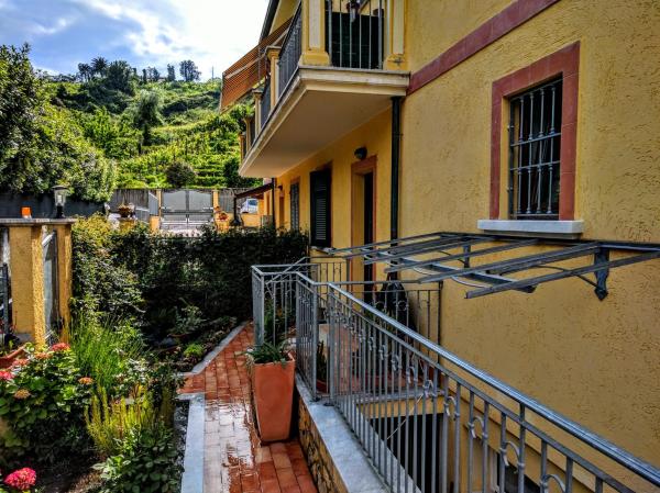 Sally's B&b - Massa