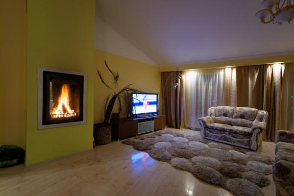 Daugava Rrlux Penthouse With Fireplace And Free Parking - Riga