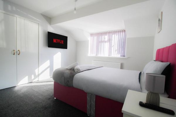 Private En-suite With Free Wi-fi & Parking In Wolverhampton - Wolverhampton
