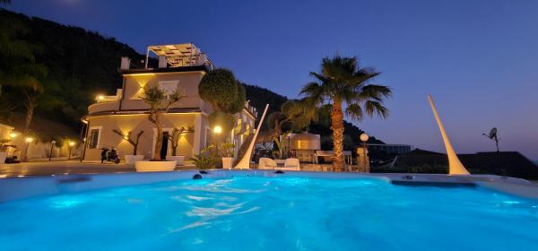 Suite Pizzo Jacuzzi Rooms - Pizzo