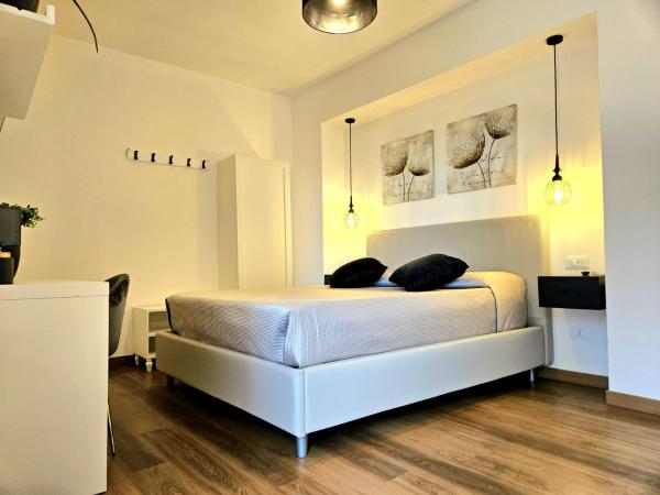 N'est - Camere Di Design In Centro Storico A Orosei - Orosei