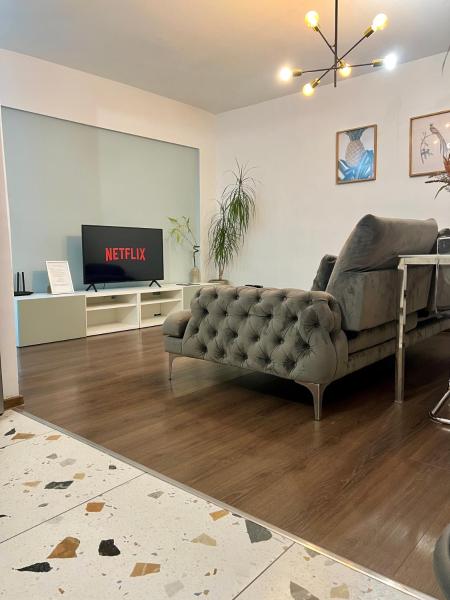 Old Town View- Ultracentral Apartment - Moreni