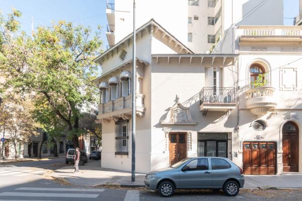 Mansion Paz A 10 Pax Deluxe House Belgrano - San Martín, Argentina