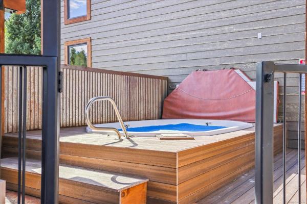 Atrium 003: Historic District - Walk To Town And Shuttle - Breckenridge, CO