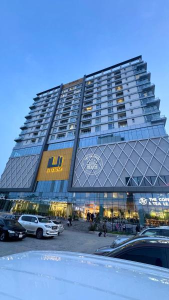 Sky Heights Residency-premium Stays Facing Centaurus Mall - Islamabad