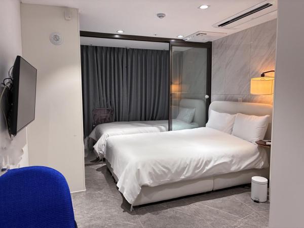 P Seocho Gangnam Fully Loaded Residence - Seoul