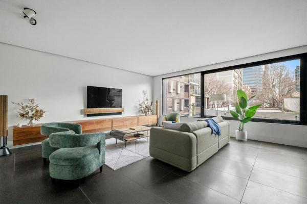 'Small House' - Award Winning Surry Hills - Rosebery