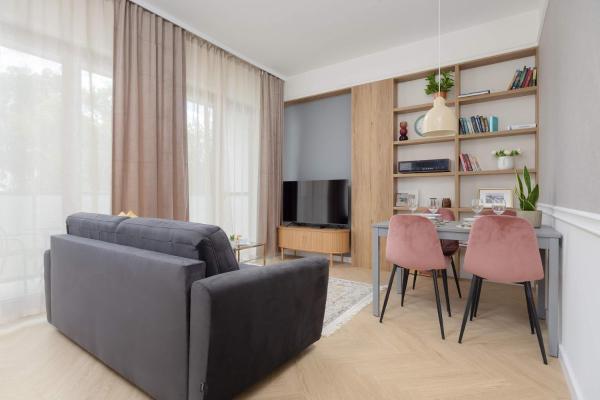 Charming One Bedroom Apartment With Air Conditioning In The Capital By Noclegi Renters - ワルシャワ