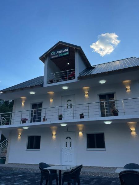 Ardiani Guesthouse - Valbona