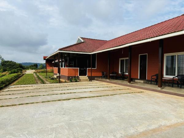 Manninamane Stay In - Mudigere