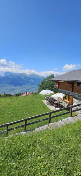 Chalet La Vie Est Belle - Magical Escape - Swiss Alps - Nax