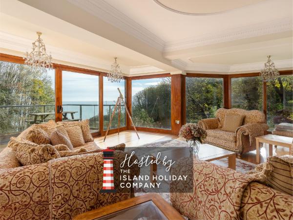 Luccombe Chine House - Rare Find - Spectacular Secluded Coastal Manor With Breathtaking Ocean Views And Its Very Own Chine Running Through The Grounds - Near Shanklin Old Village - Shanklin
