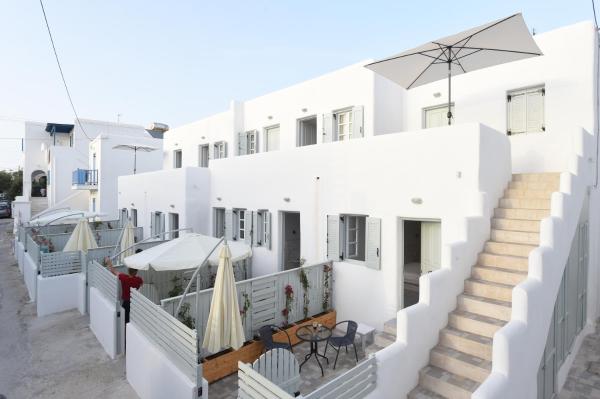 Porto Naoussa - Paros