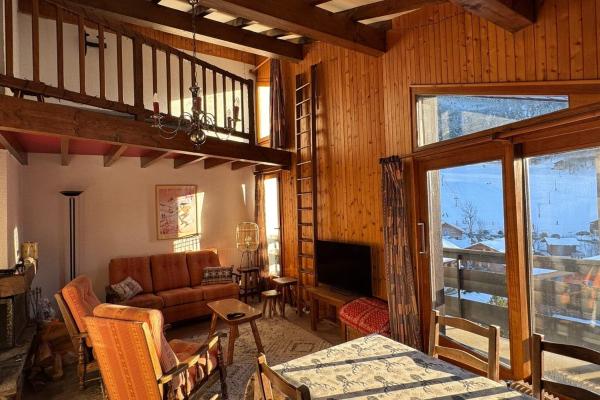 Apartment With Balcony Facing The Ski Slopes - La Clusaz