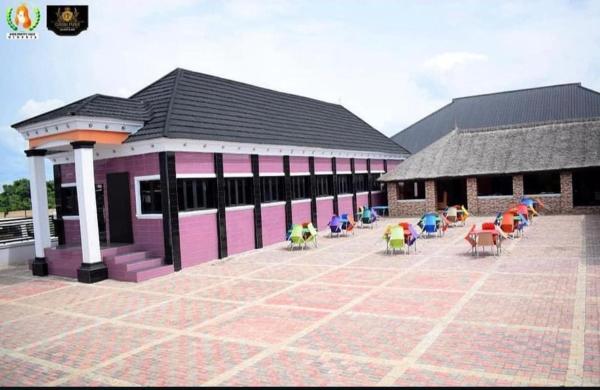 Classik Place Hotel And Bar - Benin City
