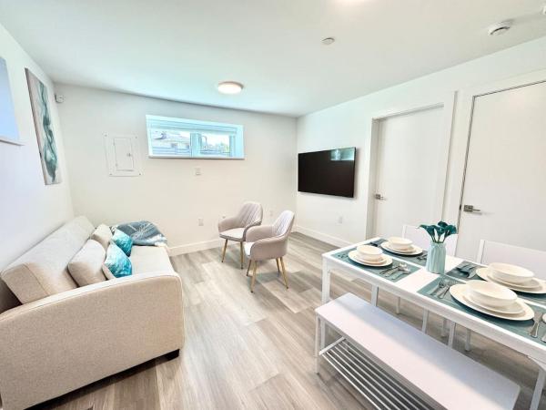 Perfect Vancouver Travel Hub For Couples Or Family - Burnaby