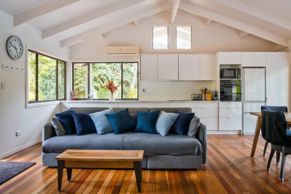 Snows Creek Retreat - The Pool House - Nightcap National Park