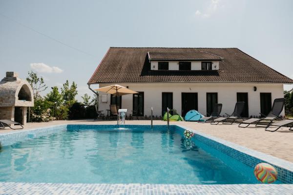 Pensiunea Oaza Padurii - Transylvania