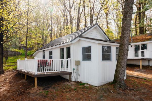 Arbutus Lakeview-fishing-pet Friendly-near Tc! - East Bay Township