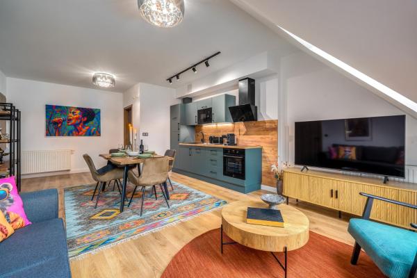 Stylish Flat With Parking In Budapests Vibrant Area - Budapest