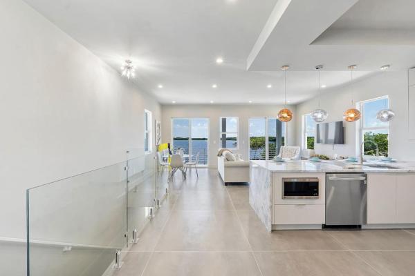 Chic Ocean Hideaway With Grill - Islamorada, FL
