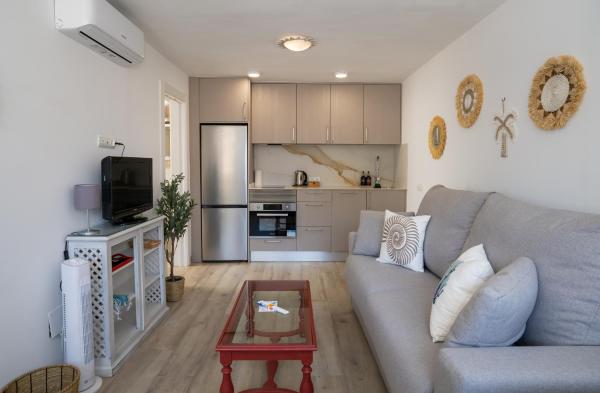 Pedregalejo Casita - Walkable To Beach - Malaga