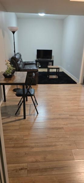 Sazzy Exotic Suite - Fort Saskatchewan