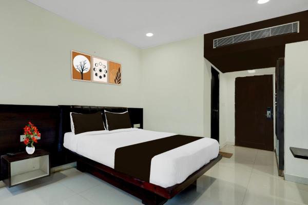 Super Townhouse Oak Vijayawada Formerly Madhuvan Grand - Vijayawada