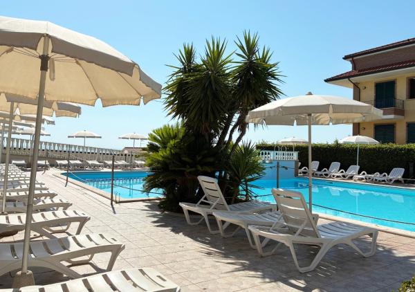 Holihome Vascello B25 - Alba Adriatica