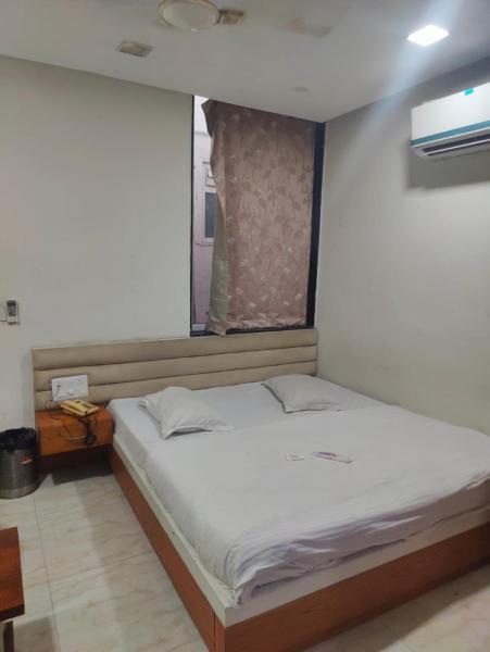 Hotel Paras - Udaipur
