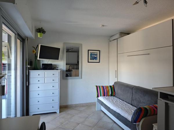 Studio En Bord De Mer Avec Wifi Et Parking Privé - Fr-1-803-50 - Le Lavandou