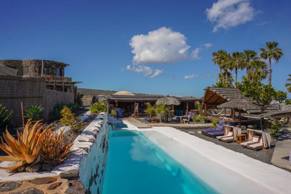 Finca De Arrieta Village - Yurts And Stone Cottages - Shared Pool - Walking Distance To Arrieta Beach - Off Grid - Lanzarote