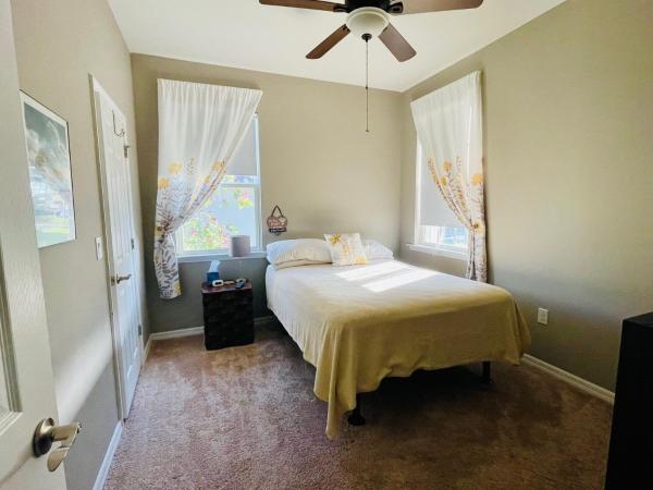 Comfortable And Relaxing Room With Lanai And Pool Access - Fort Myers, FL