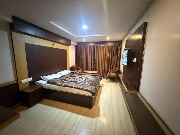 Hotel Golden City - Kerala