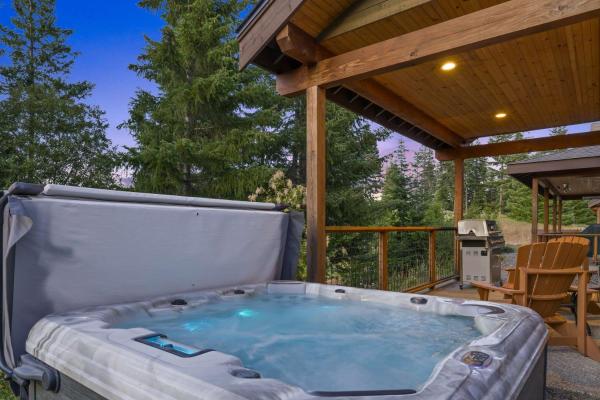 Big Hill Retreat In Suncadia- Hot Tub, Bbq, Stadium Style Loft, Fully Equipped Kitchen, Hi-speed Wi-fi - Roslyn, WA