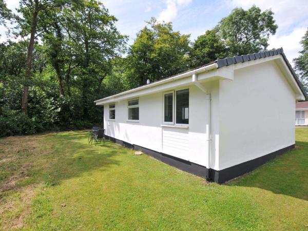 4 Rosecraddoc Lodge Holiday Bungalows - Liskeard