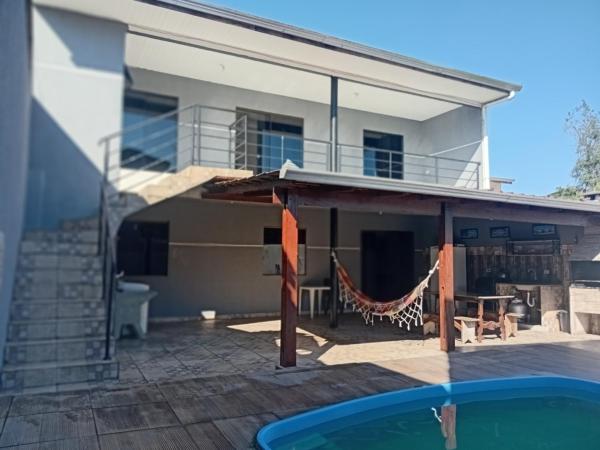 Sobrado Com Piscina Em Caioba - Paraná (estado)