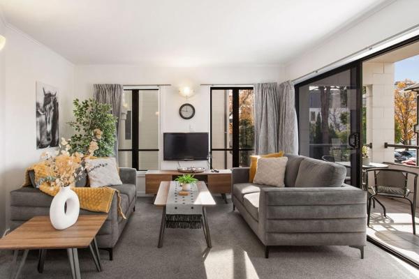 Location Cbd Close To Hospital And Hagley Park With Free Parking - 林肯
