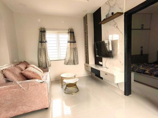 1 Bhk Penthouse Just Launched With Modern Interiors Next To Main Road - Hyderabad
