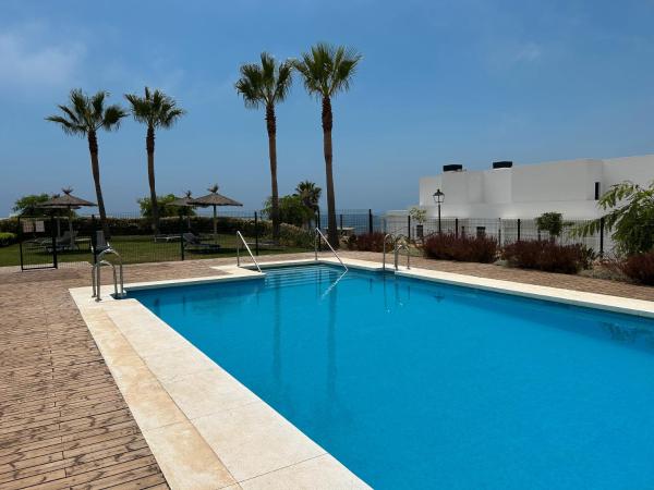Chulera Beach Townhouse Sea Views - Manilva