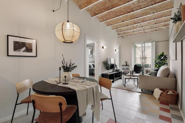 Pollock - 2 Bedrooms And Office In Eixample Dreta - Barcelona