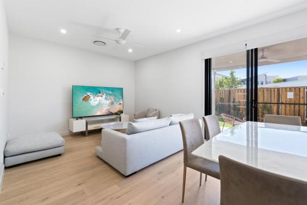 Cozy Stay 4br Townhouse - Brisbane