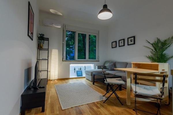 Studio 44 - Belgrade