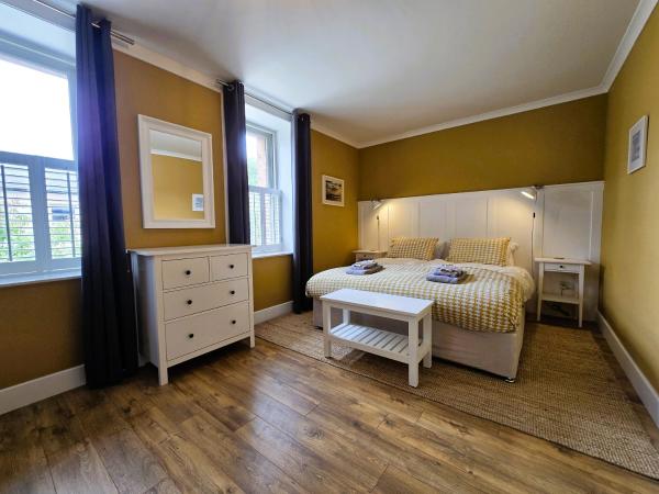 Balmory Stables South - Luxury Stable Conversion - Arran